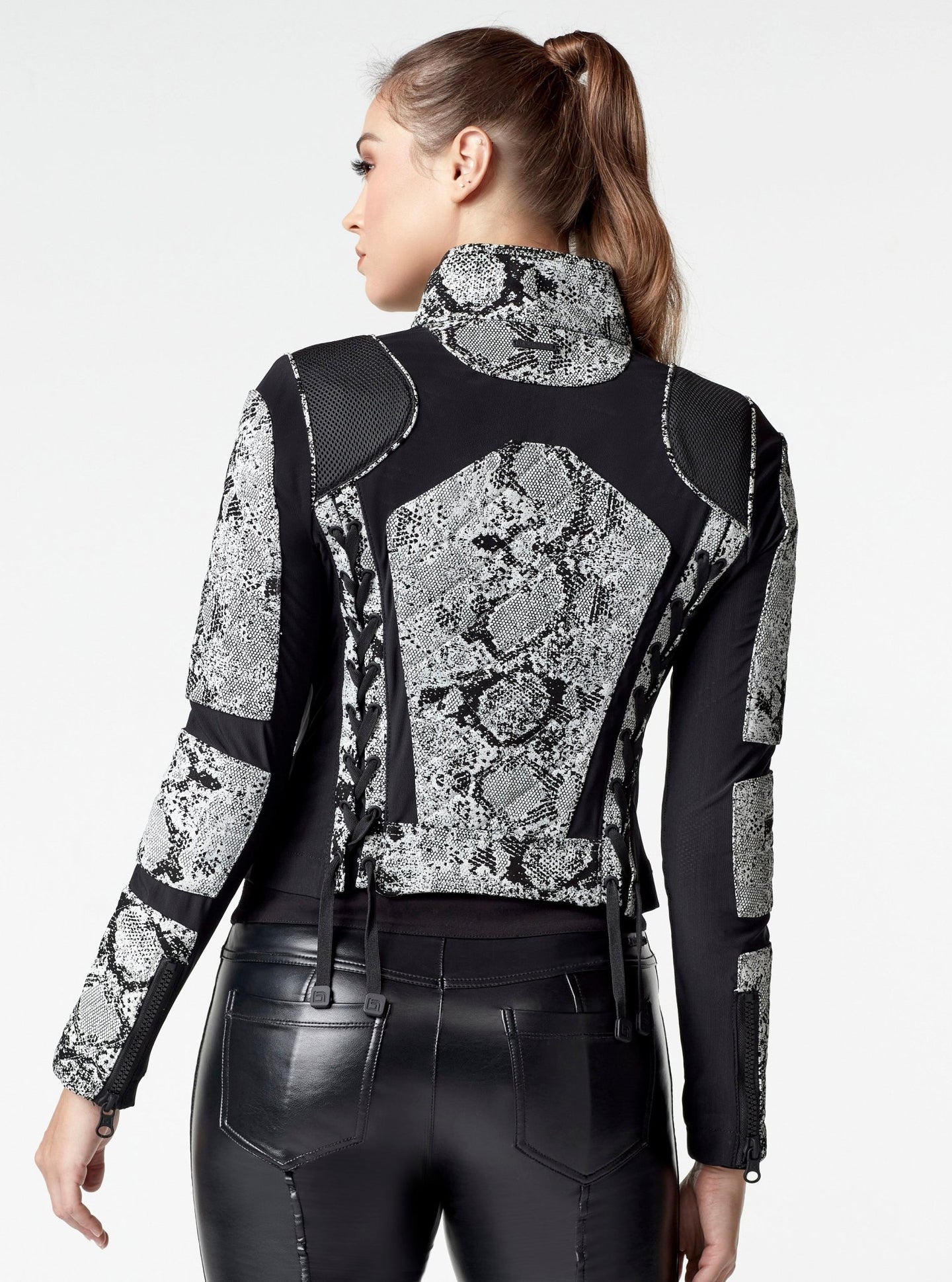 ROCK THE WEEKEND - Blanc Noir Online Store